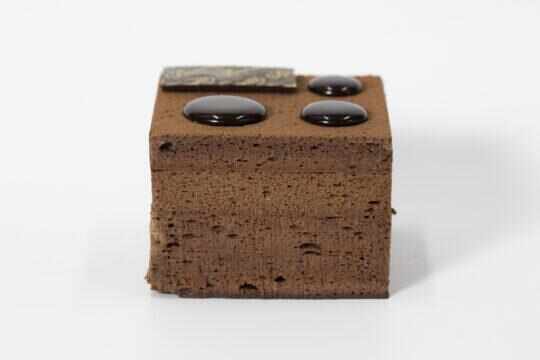 Sweets & Dessert Boxes In Melbourne | Brunetti Classico