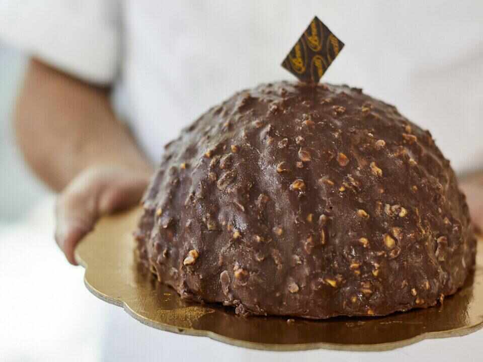 Introducing Semi-freddo Gelato Cakes! Brunetti Classico Cafe Melbourne