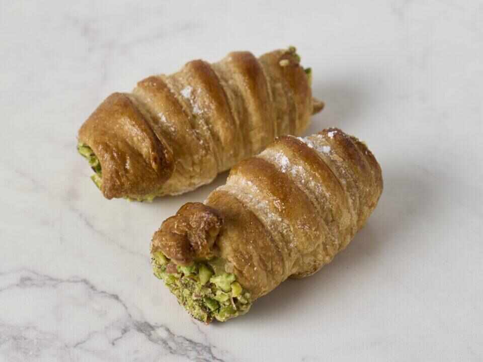 Sweets & Dessert Boxes In Melbourne | Brunetti Classico