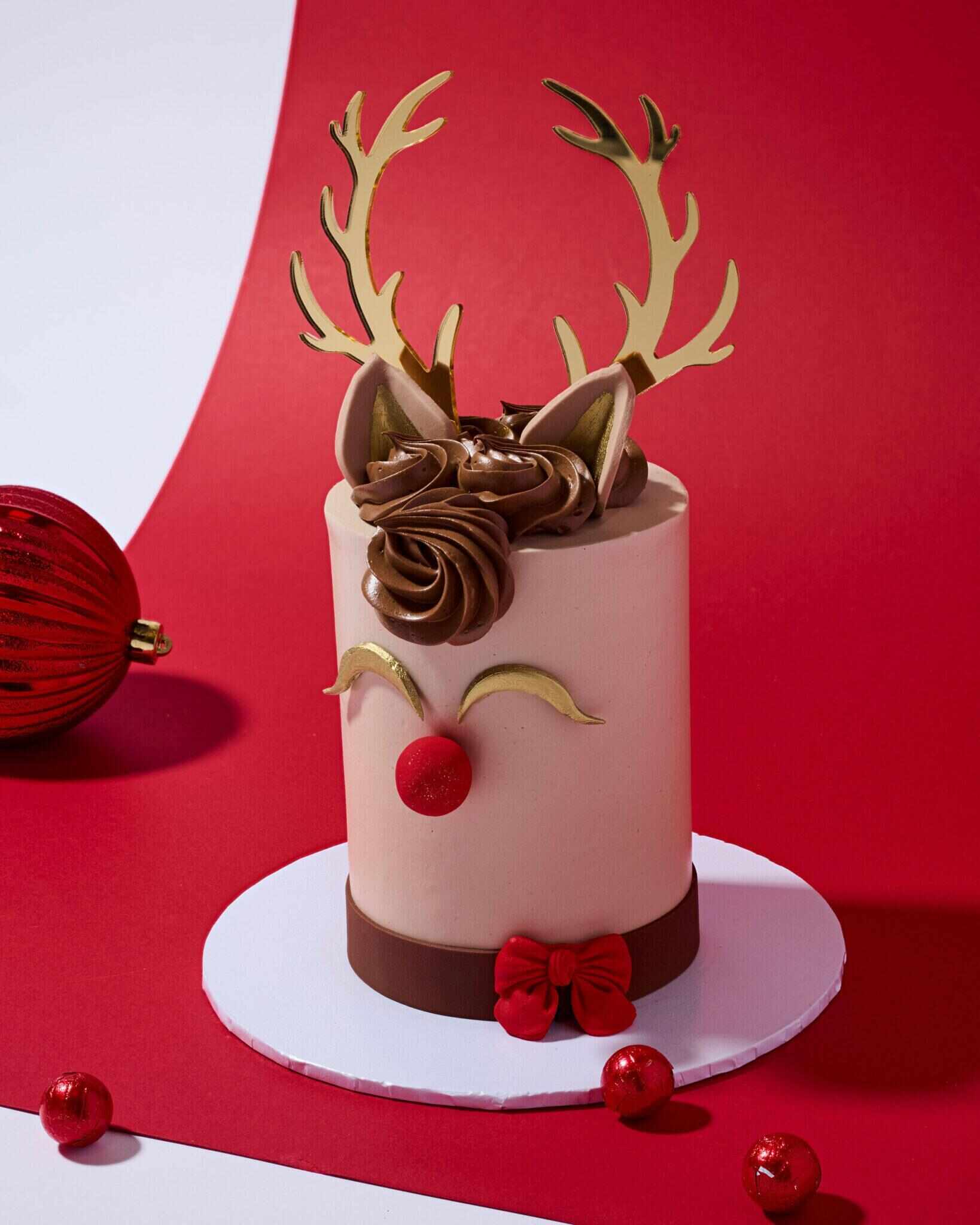 Reindeer Christmas Cake - Brunetti Classico Cafe Melbourne