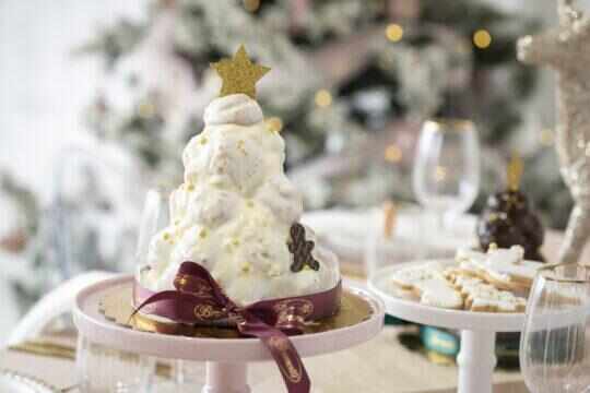 Profiterole Tree White - Brunetti Classico Cafe Melbourne
