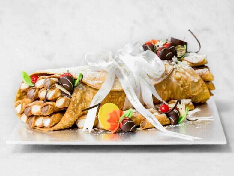 Giant Cannoli Cake - Order Cannoli Cake in Melbourne | Brunetti Classico