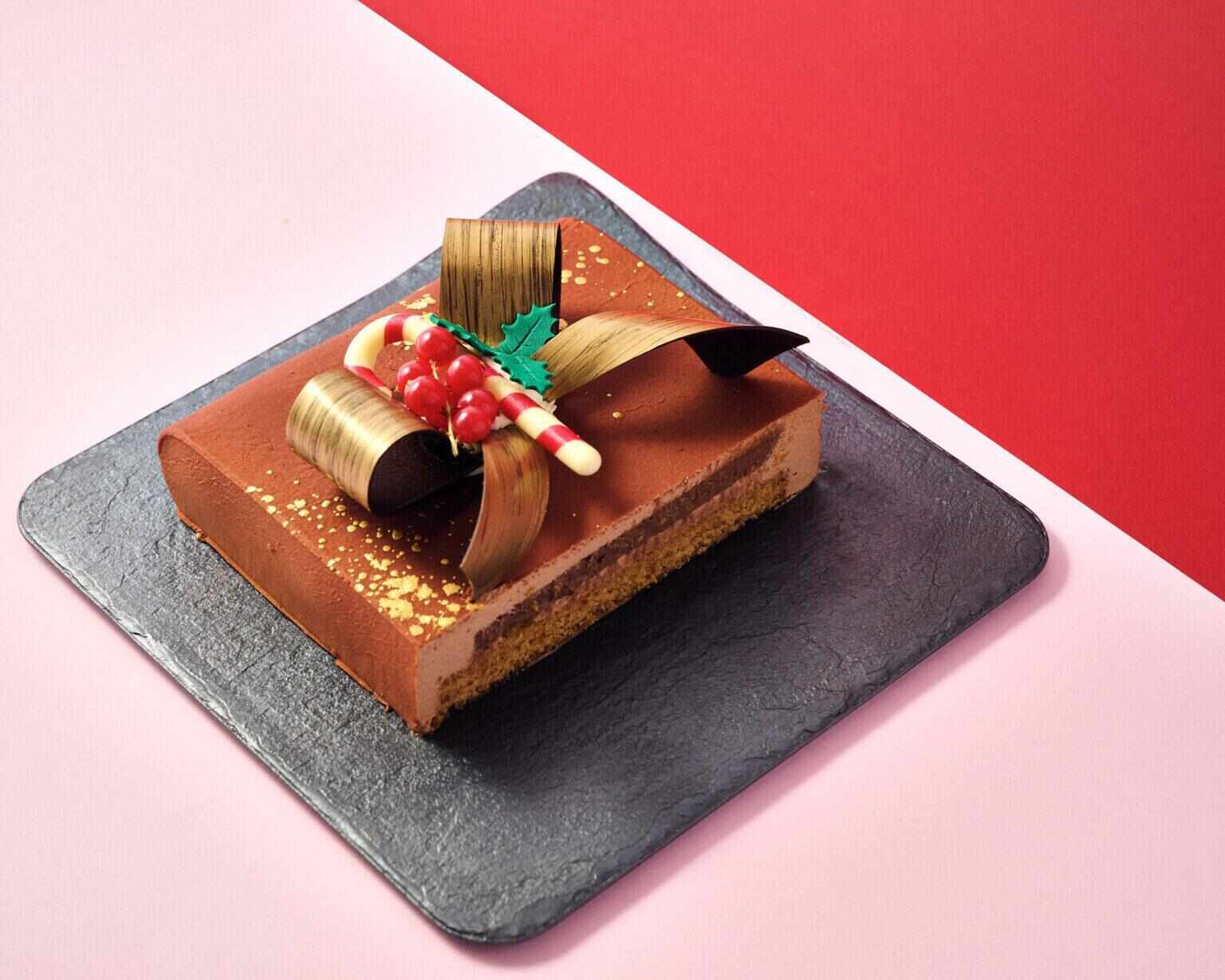 Christmas Gift Cake - Brunetti Classico Cafe Melbourne